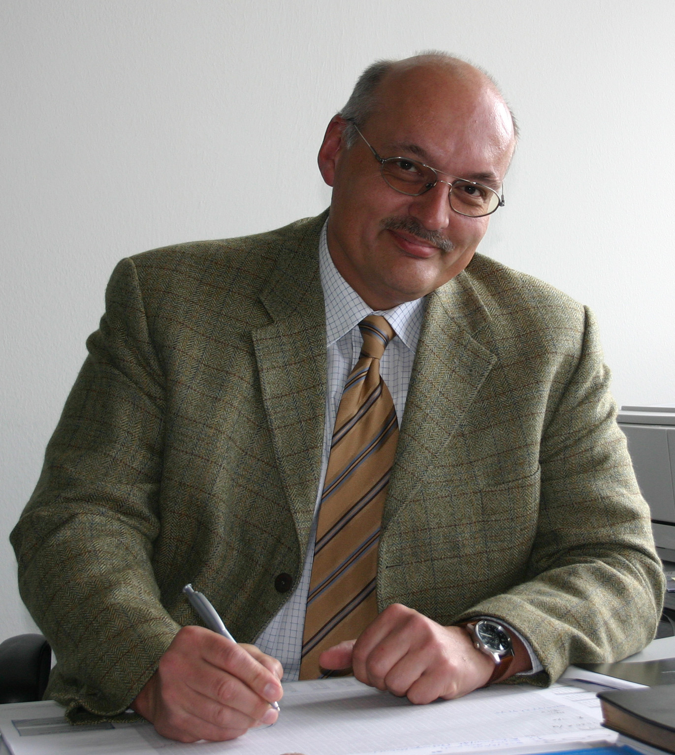 Vorstellung Holger Weiß | Waschzettel